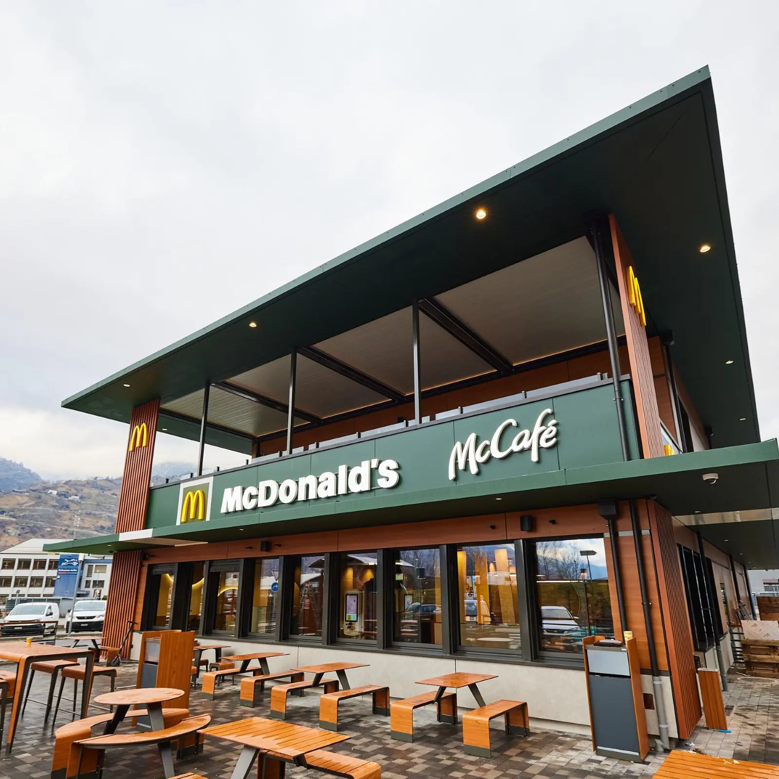 McDonalds | Swiss Distribution